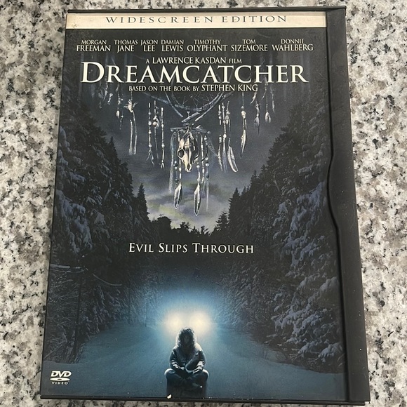 Media | Dream Catcher Dvd Morgan Freeman Jason Lee Donnie Wahlberg ...